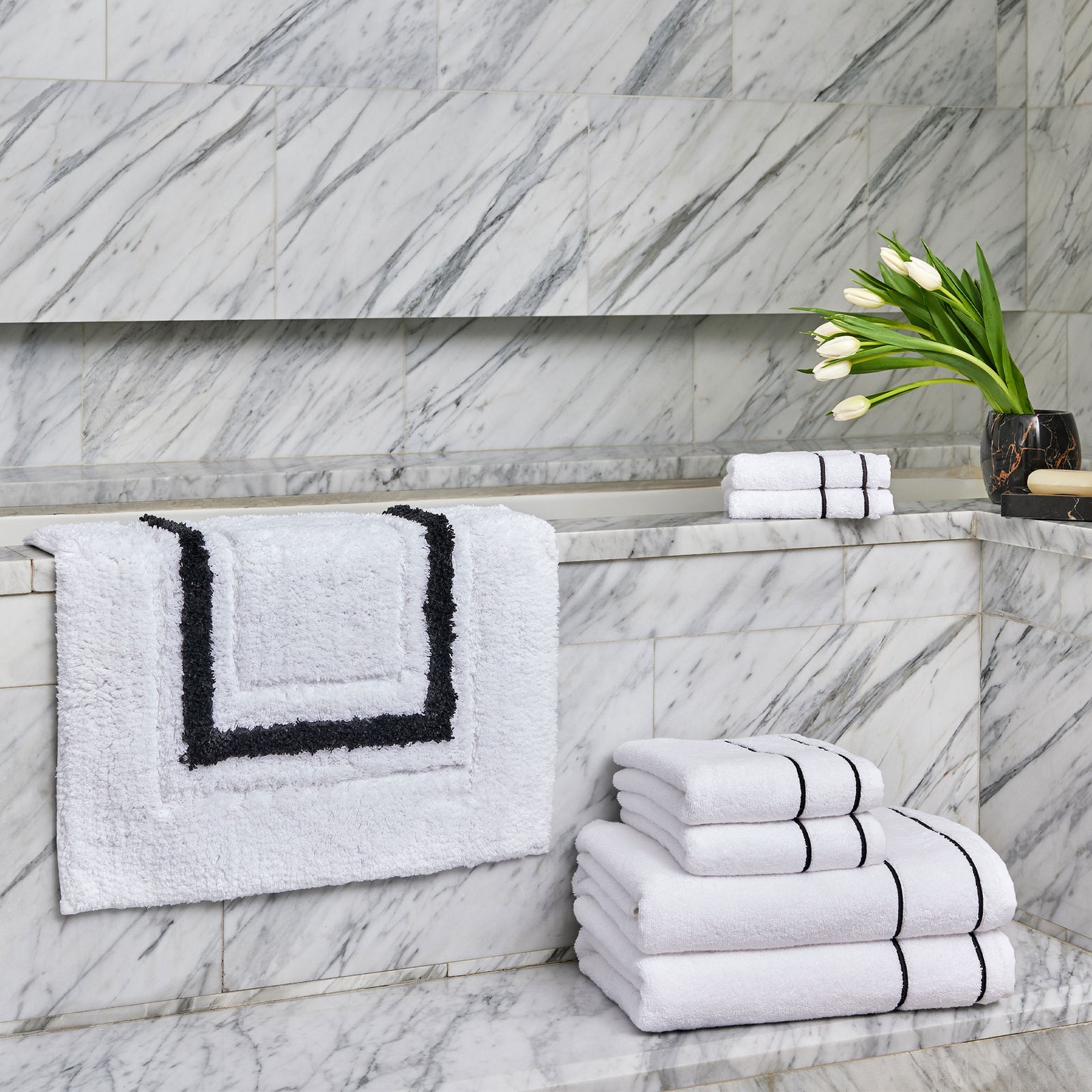 Framed Stripe Bath Rugs – Kassatex